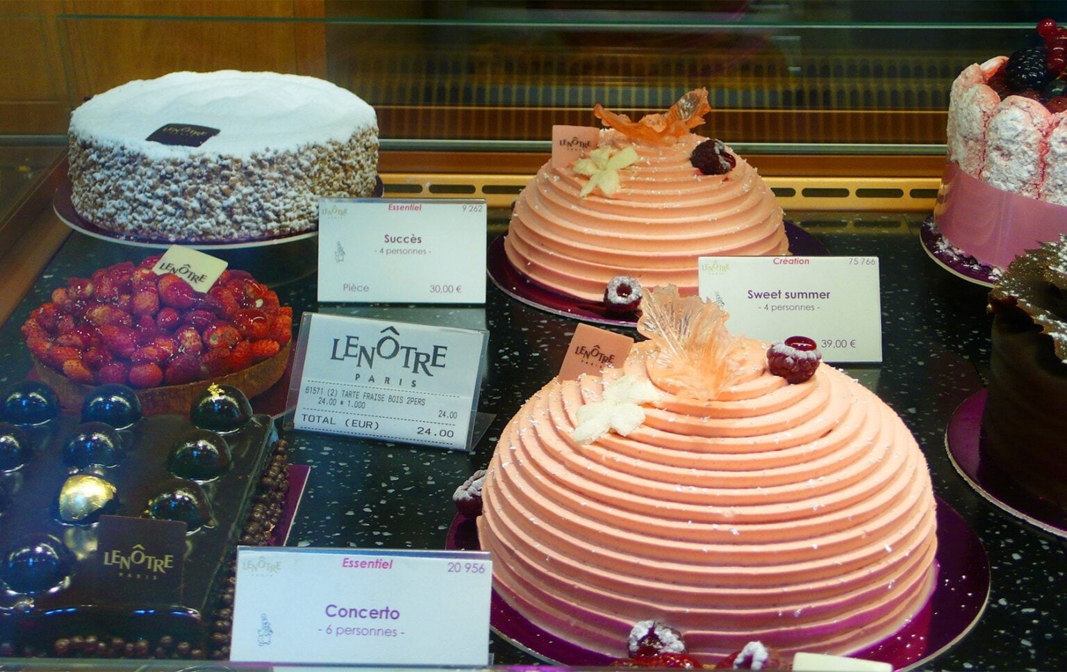 Pretty Pastries of Paris - The 7 Best Sweets to Sample! - Paris Perfect