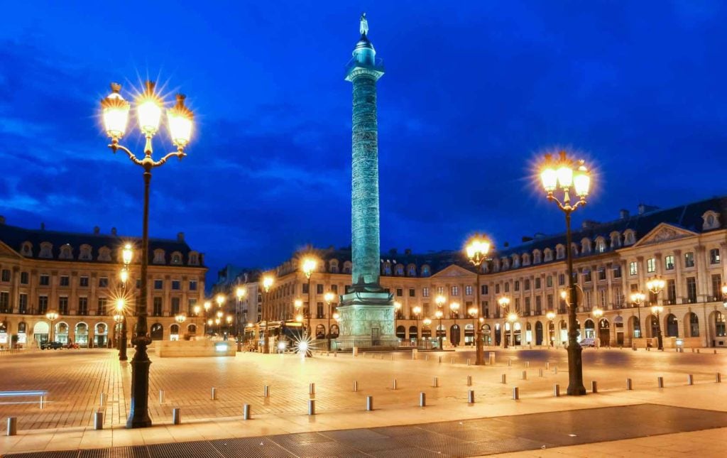 15 of the Most Beautiful Squares in Paris that you Must See - Paris Perfect