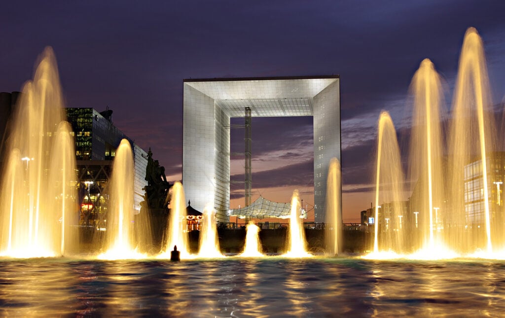 Cool Modern Architecture in Paris - Paris Perfect