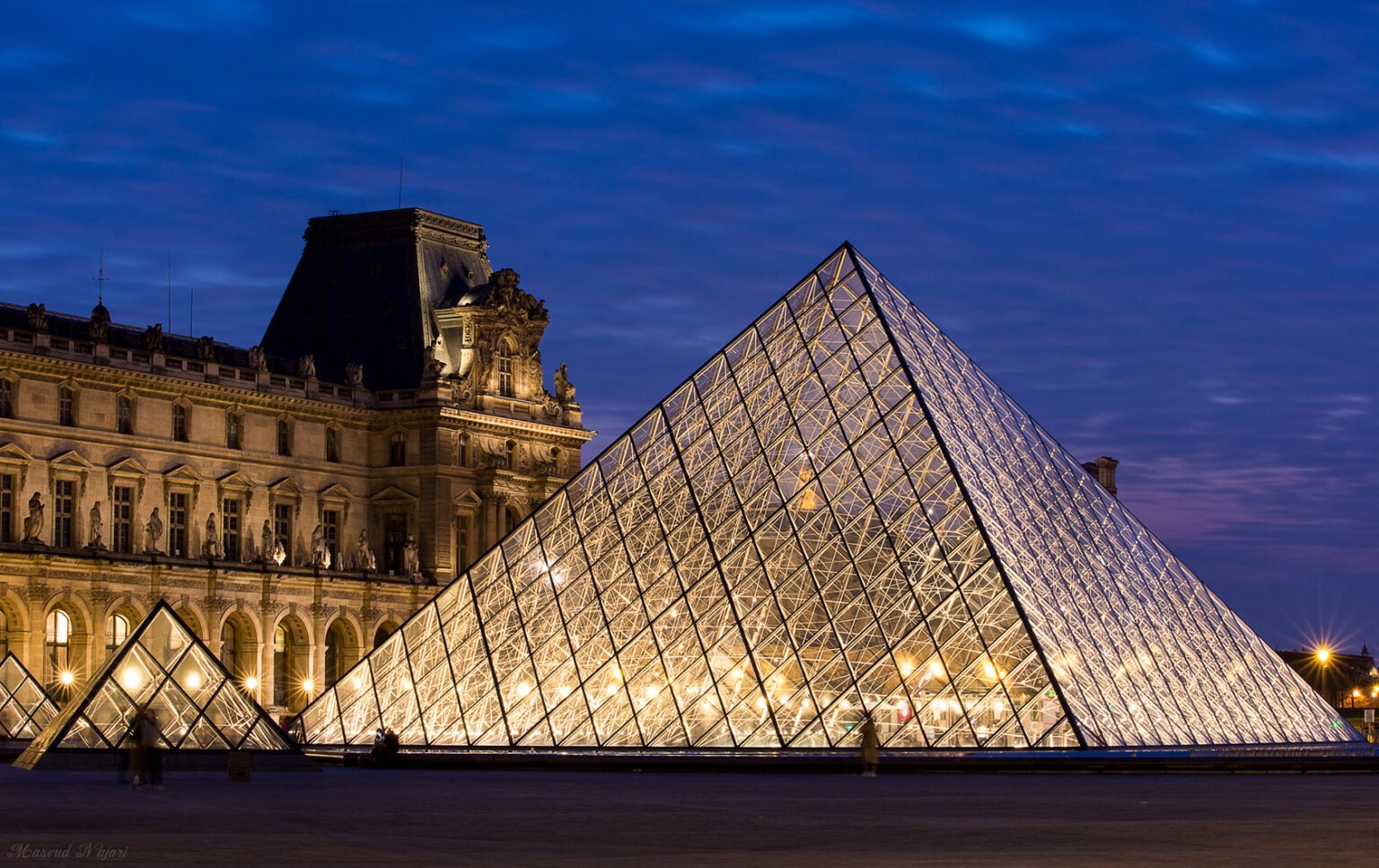 Cool Modern Architecture in Paris - Paris Perfect