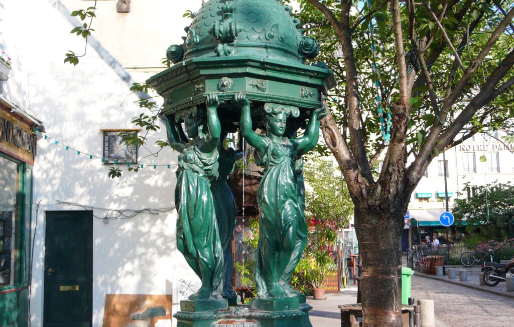 6 Fabulous Paris Fountains - Paris Perfect